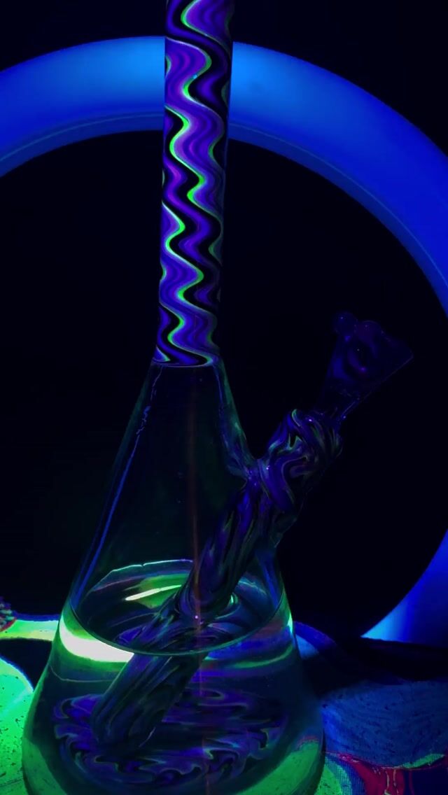 Baby Hash Tube - Beaker R... | Shop Heady Rigs on GlassPass